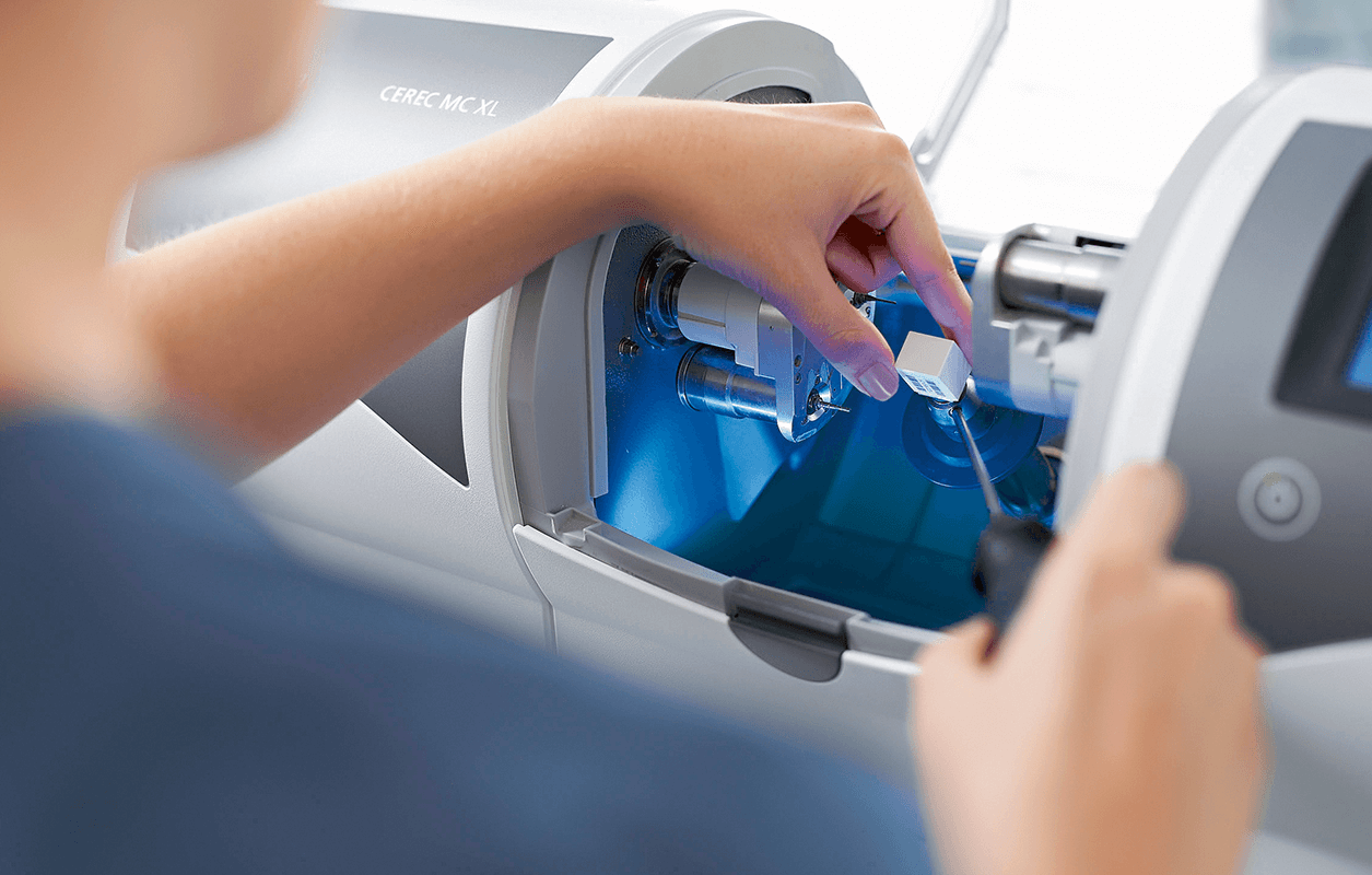 Painless microscopic root canal treatment – Step by step – Markiewicz ...